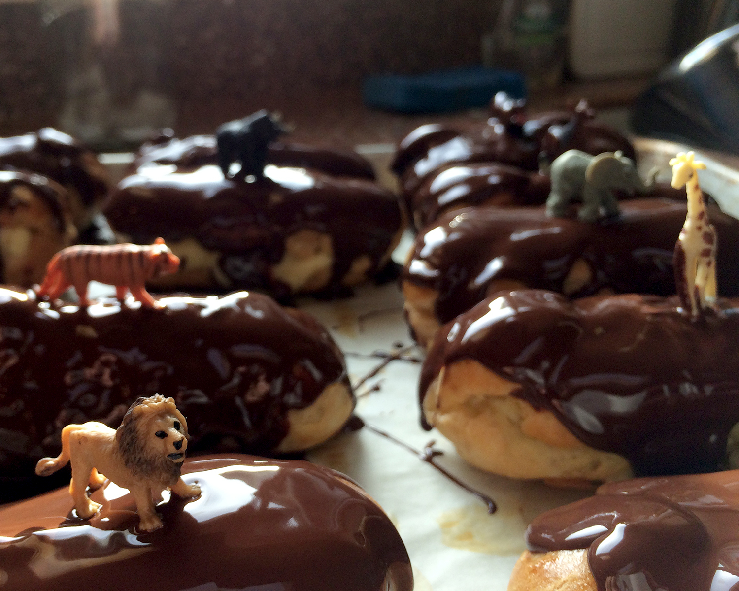 Foundations, Éclairs – nancyland.com